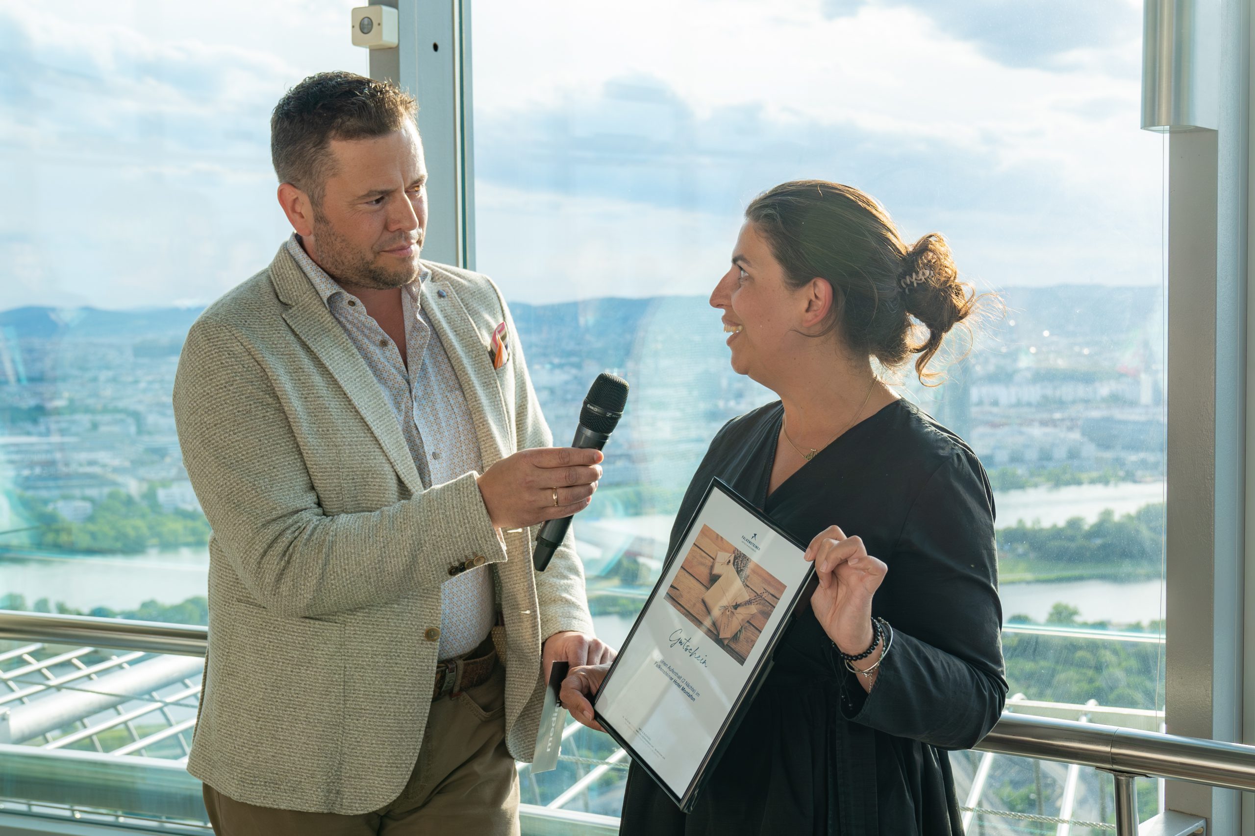 Executive Club – medianet