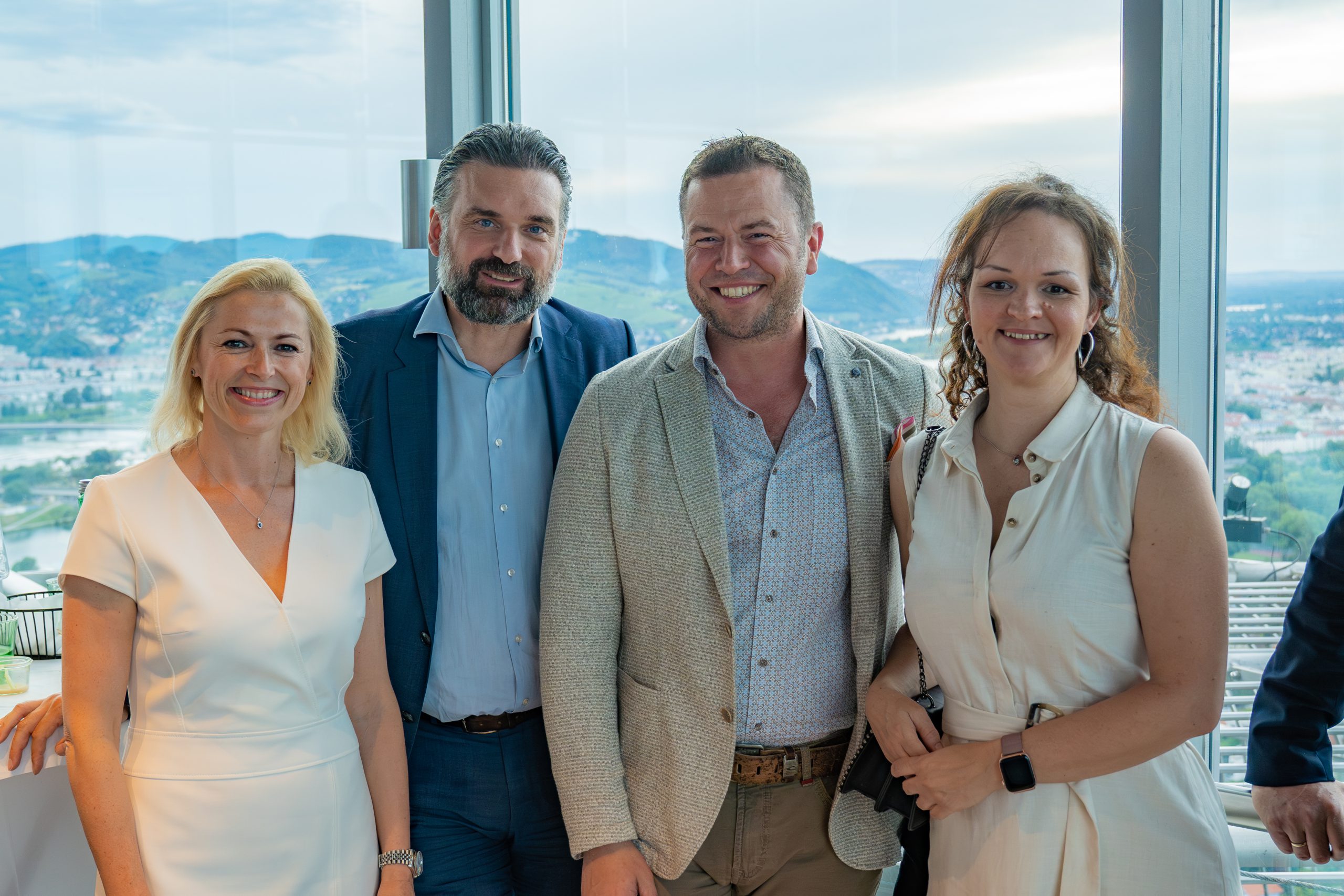 Executive Club – medianet